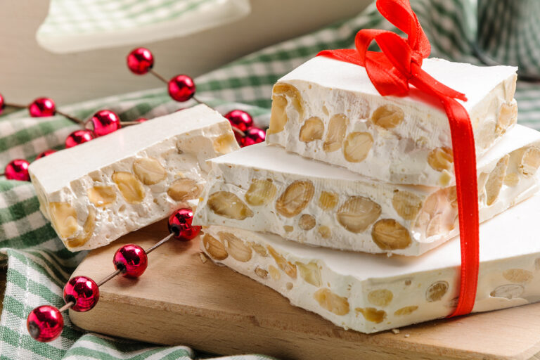 Torrone: storia, varianti e come prepararlo a casa - La Palestra